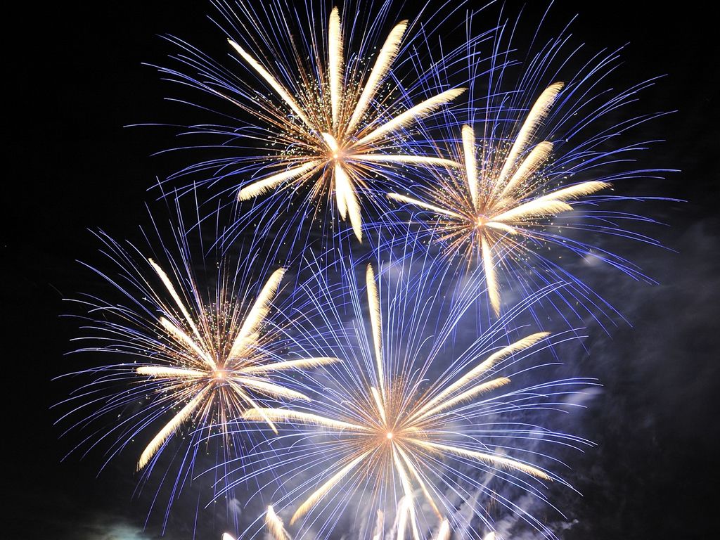Extra date added to sell out Fireworks Spooktacular at Dean Castle ...