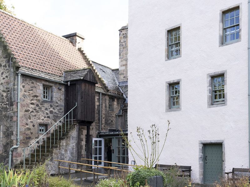 Buried History: Abbey Strand Archaeology at The Palace of Holyroodhouse ...
