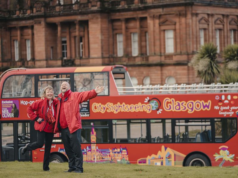 City tour bus looking for pure dead brilliant bus drivers with a love ...