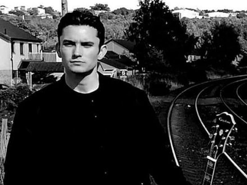 Sean Findlay at Sneaky Petes, Edinburgh Old Town | What's On Edinburgh